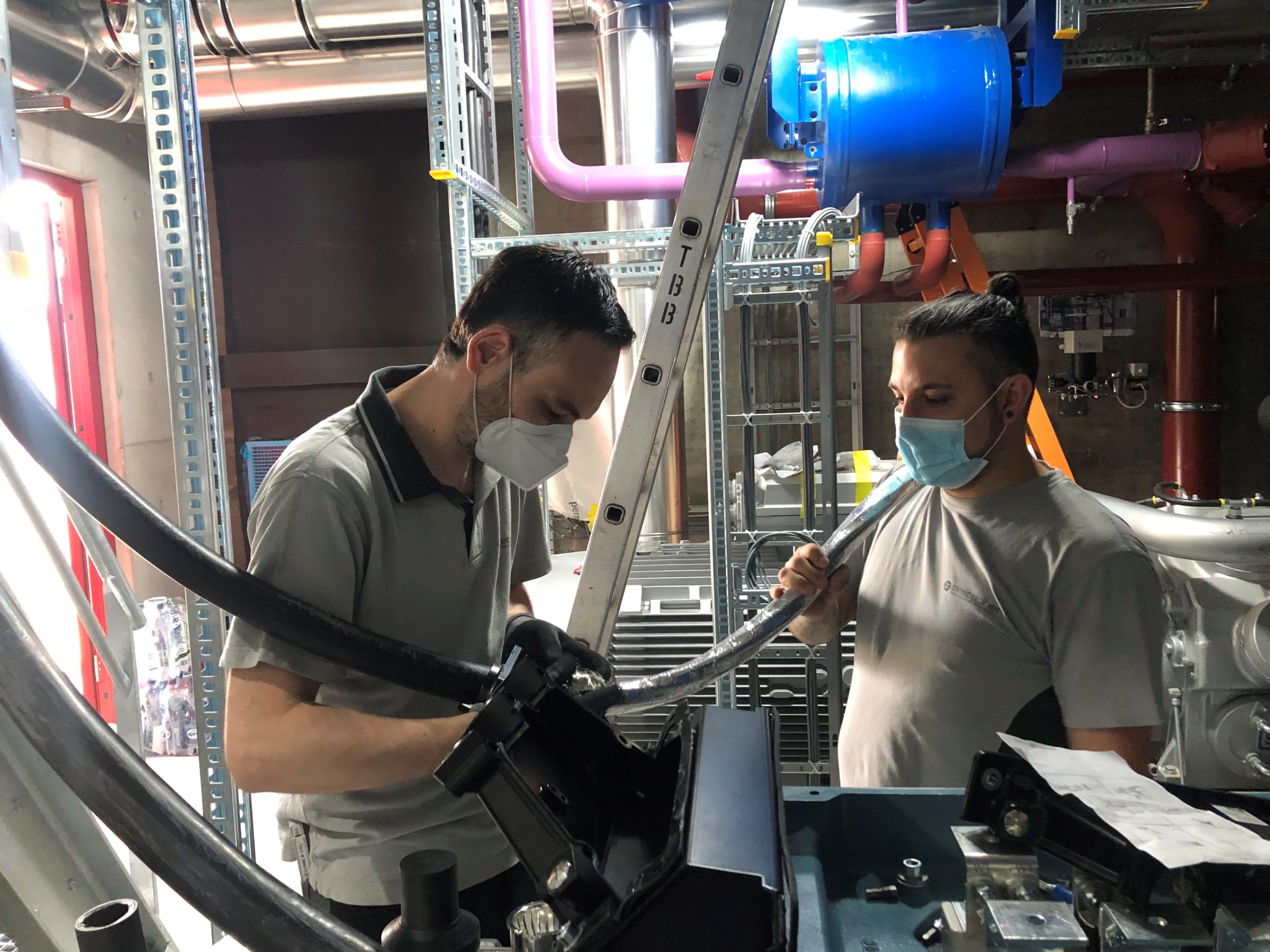 Sanierung Heizzentrale Polyfeld Muttenz - Bretscher Söhne AG